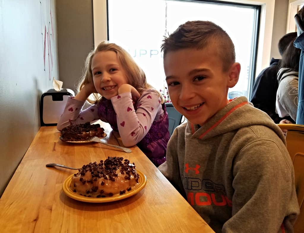 Review of Hi-Five Doughnuts in Louisville, KY - Louisville Family Fun