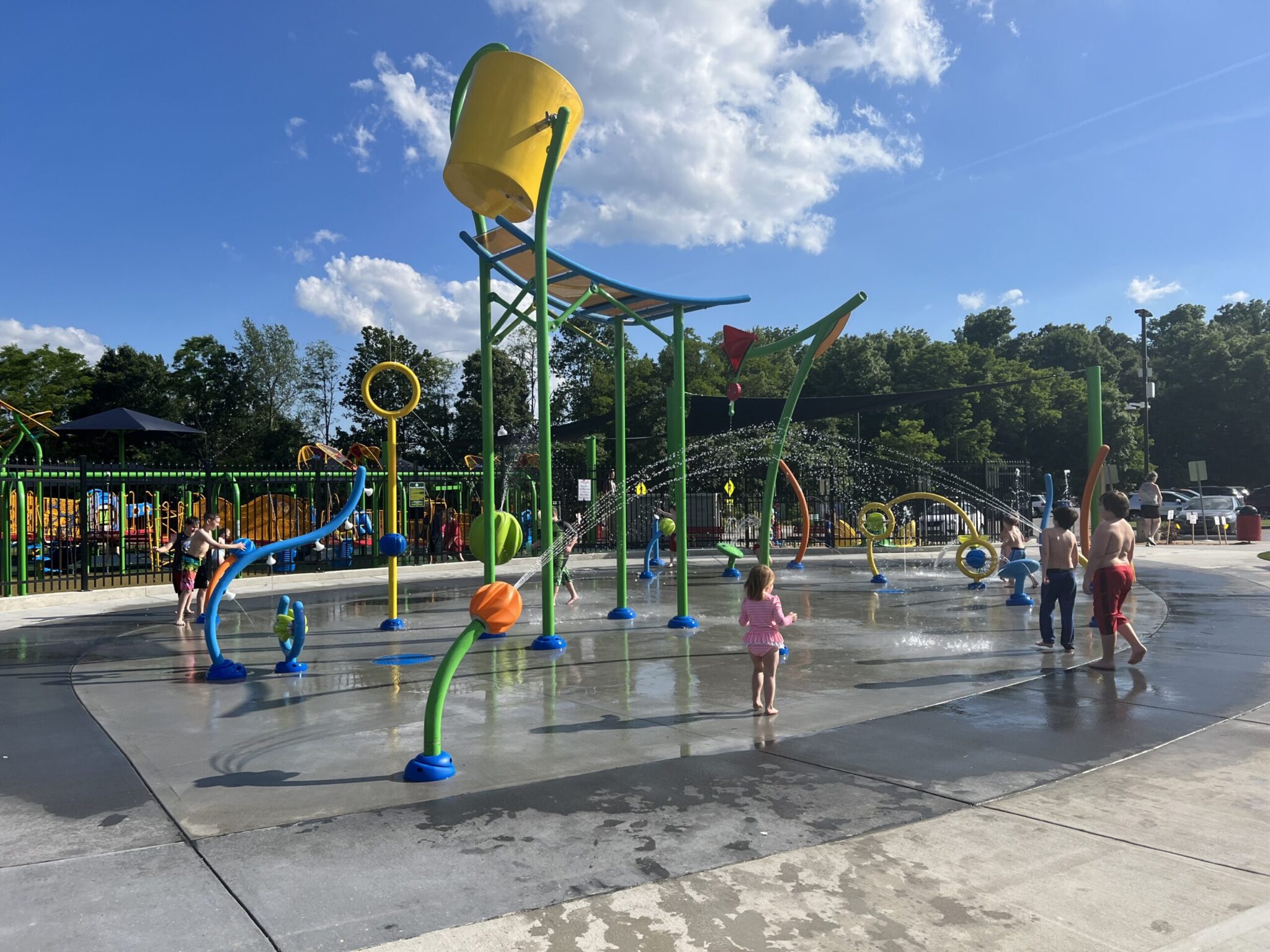 Find a Sprayground or Splashpad around Louisville Kentucky